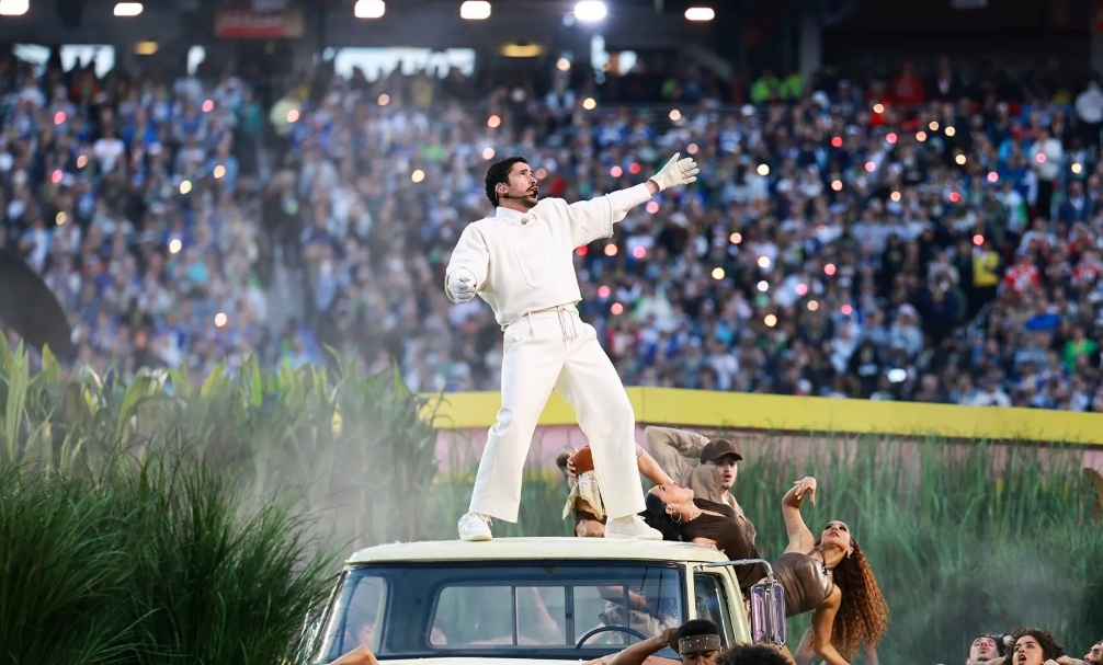 Bad Bunny Closes NFL Halftime Show With ‘God Bless America’ Then ...