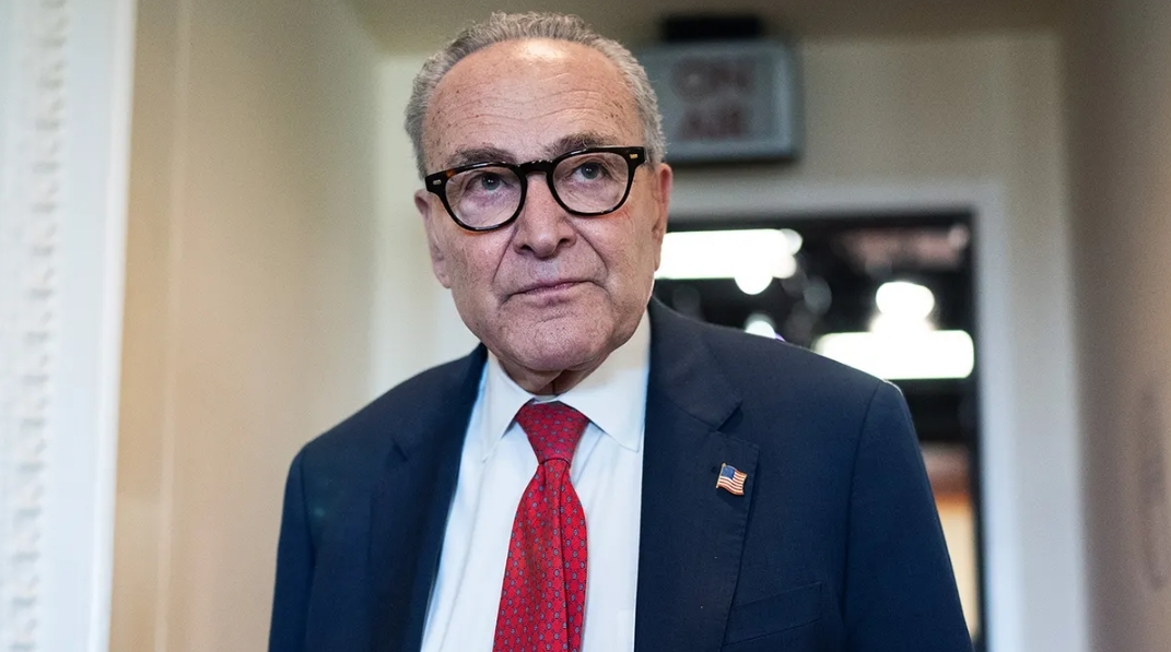 Chuck Schumer Lambasts The SAVE America Act In Full Blown Rant – Red ...